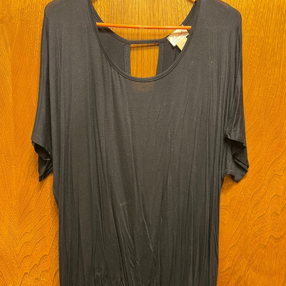 SWAK | Tops | Swak 2x Navy Blue Blouse With Black Slit Nwot | Poshmark